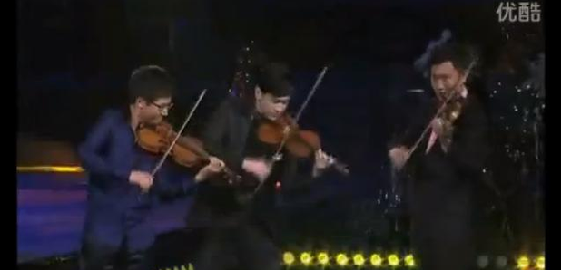 Chinese violinists perform new version of 'Gangnam Style' - Classic FM